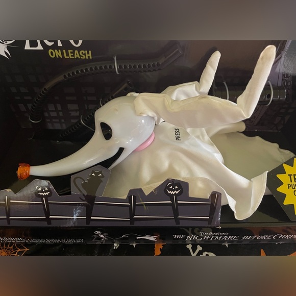 Disney | Holiday | Disney Light Up Zero With Leash | Poshmark